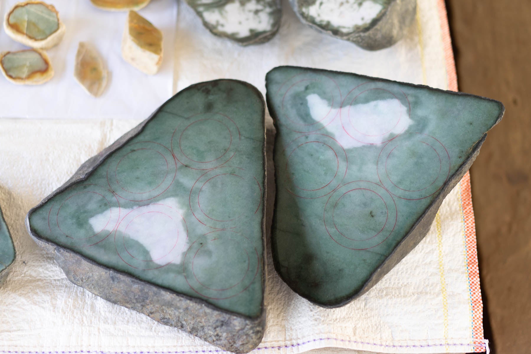 9 Interesting Facts About The Jade Gemstone– MAYS GEMS