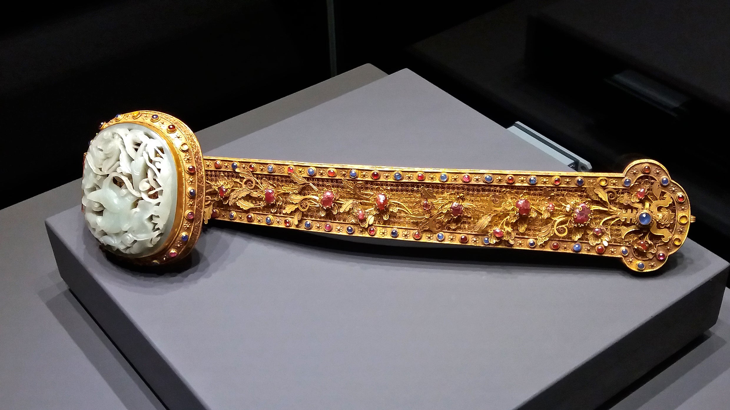 Jade Ruyi: Meaning and Symbolism– MAYS GEMS